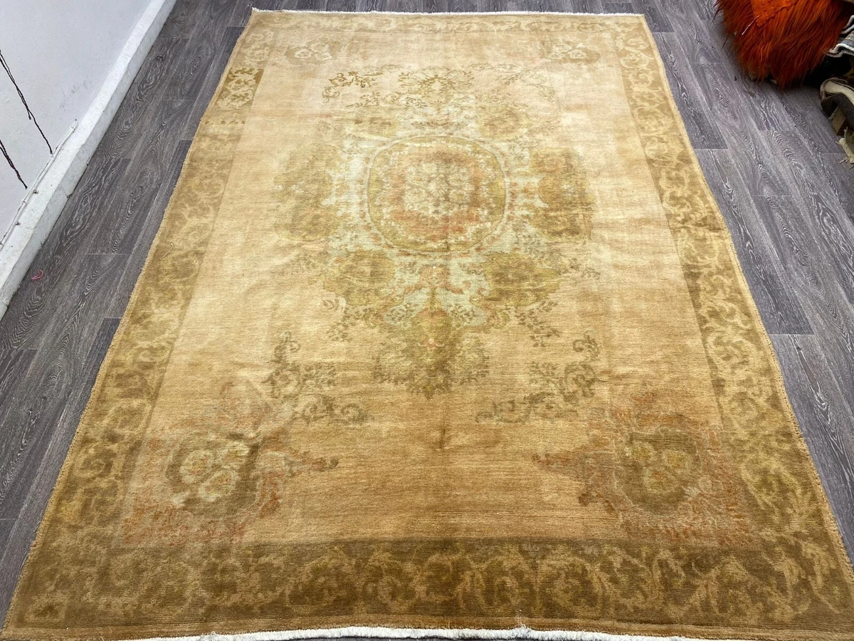 Gold Color Rugs | Bryont Blog