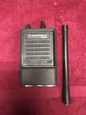 Motorola MT1000 VHF 16Ch. 146 To 174 MHz.With New Antenna Tested ...