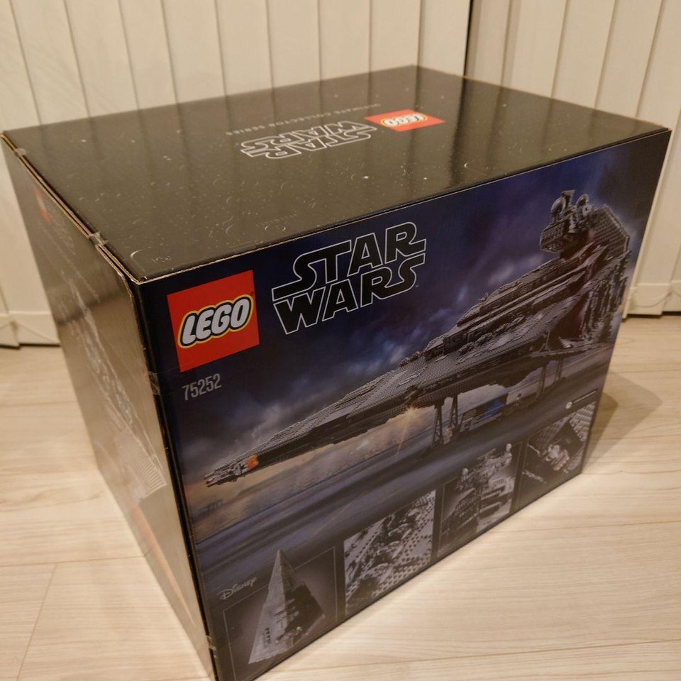 LEGO Star Wars Star Destroyer Ultimate Collector Series Imperial 75252 ...
