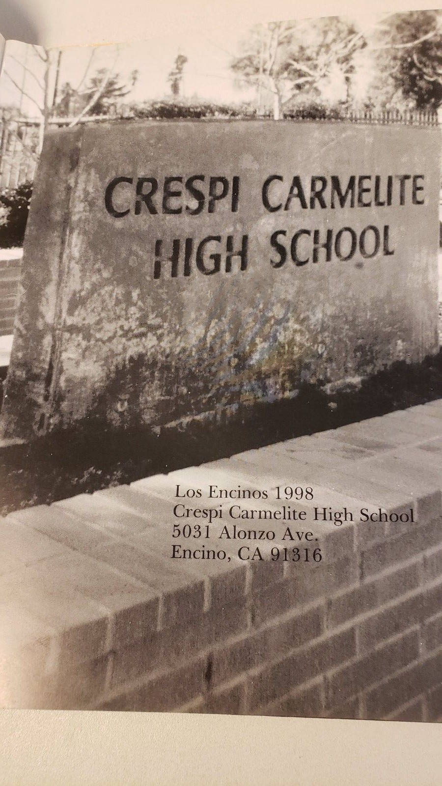 1998 CRESPI CARMELITE HIGH SCHOOL YEARBOOK / ANNUAL 'LOS ENCINOS ...