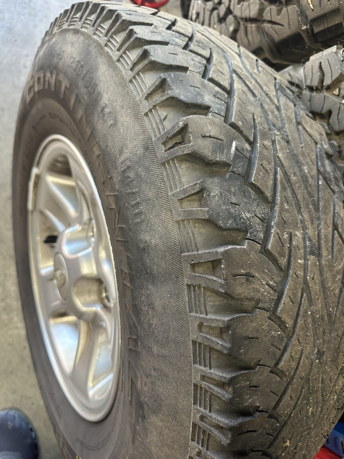 Land Rover Defender Boost Alloy Wheels X4 | eBay UK