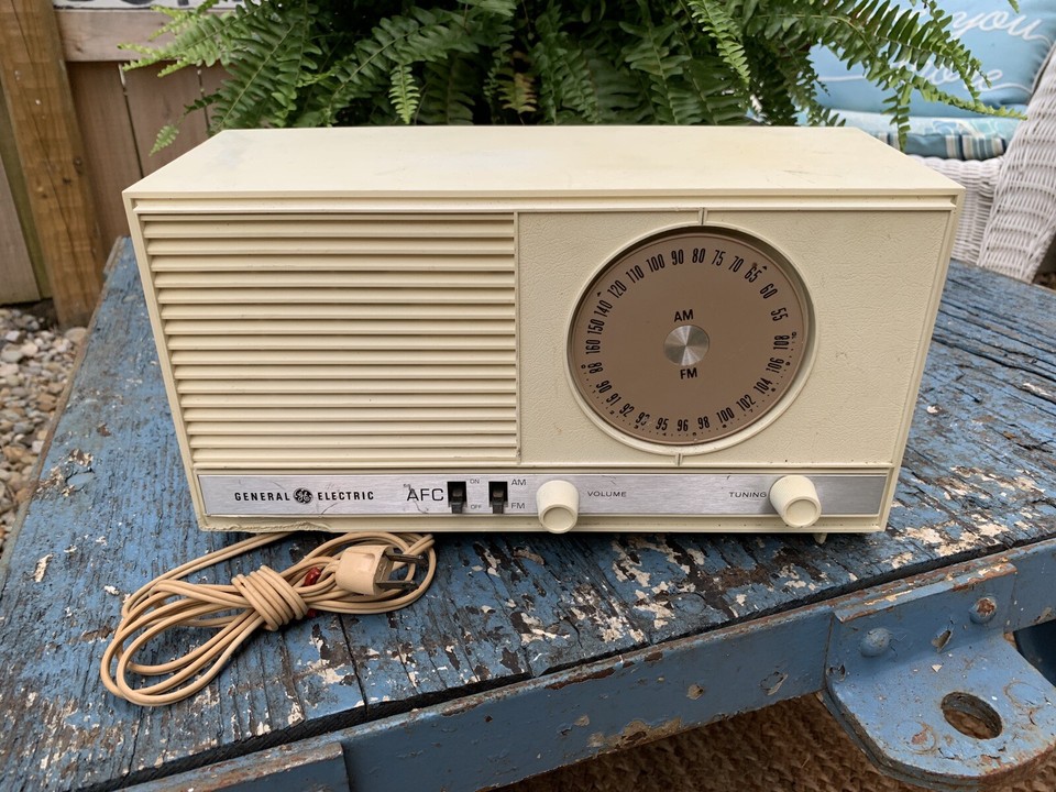 Vintage GE General Electric Tube Radio T-236A | eBay