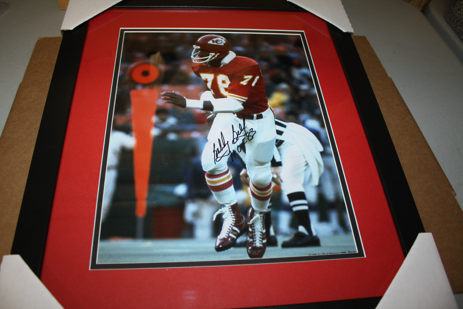 KANSAS CITY CHIEFS BOBBY BELL SIGNED FRAMED 11X14 PHOTO HOF 1983 SB IV ...