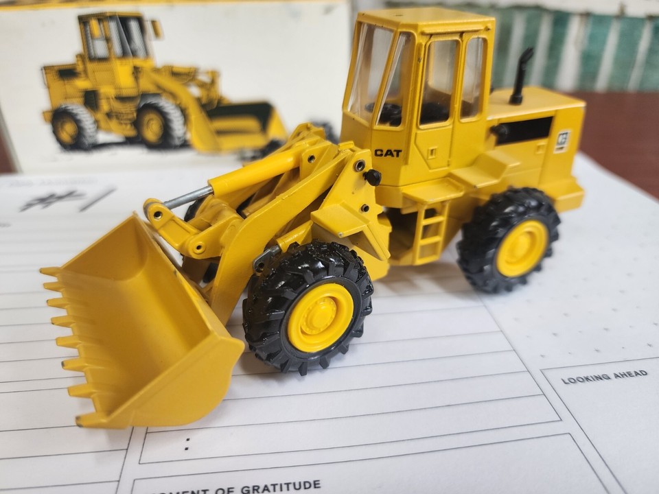 Conrad Caterpillar Cat 936 Wheel Loader - Conrad 1:50 Scale Diecast ...
