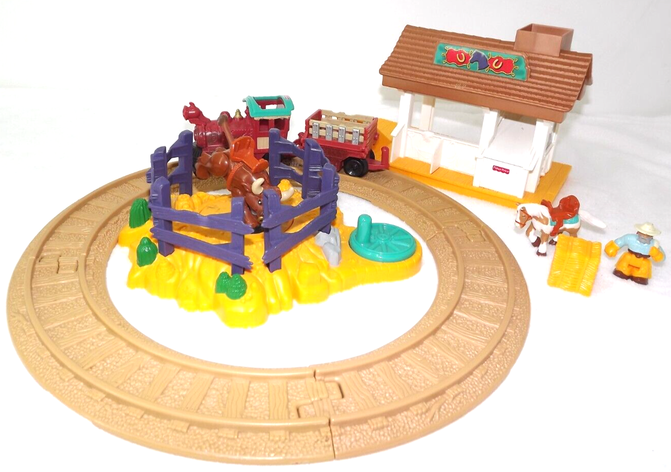 Fisher-Price GEO TRAX Rope n Ride Ranch COMPLETE w/ HORSE HAY BALE ...