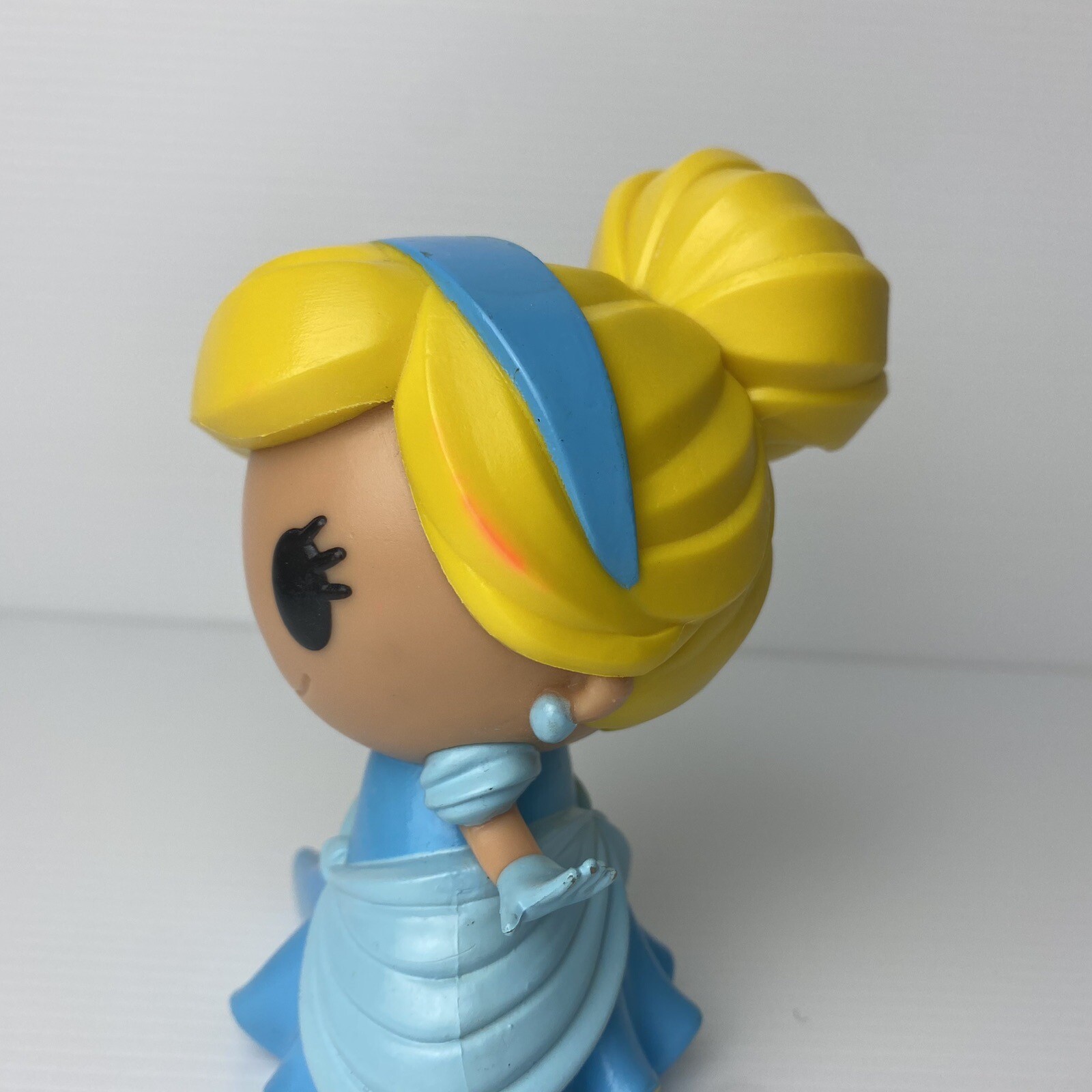 Disney Ooshies Cinderella Princess Vinyl Edition Figure 11cm Tall Toy ...