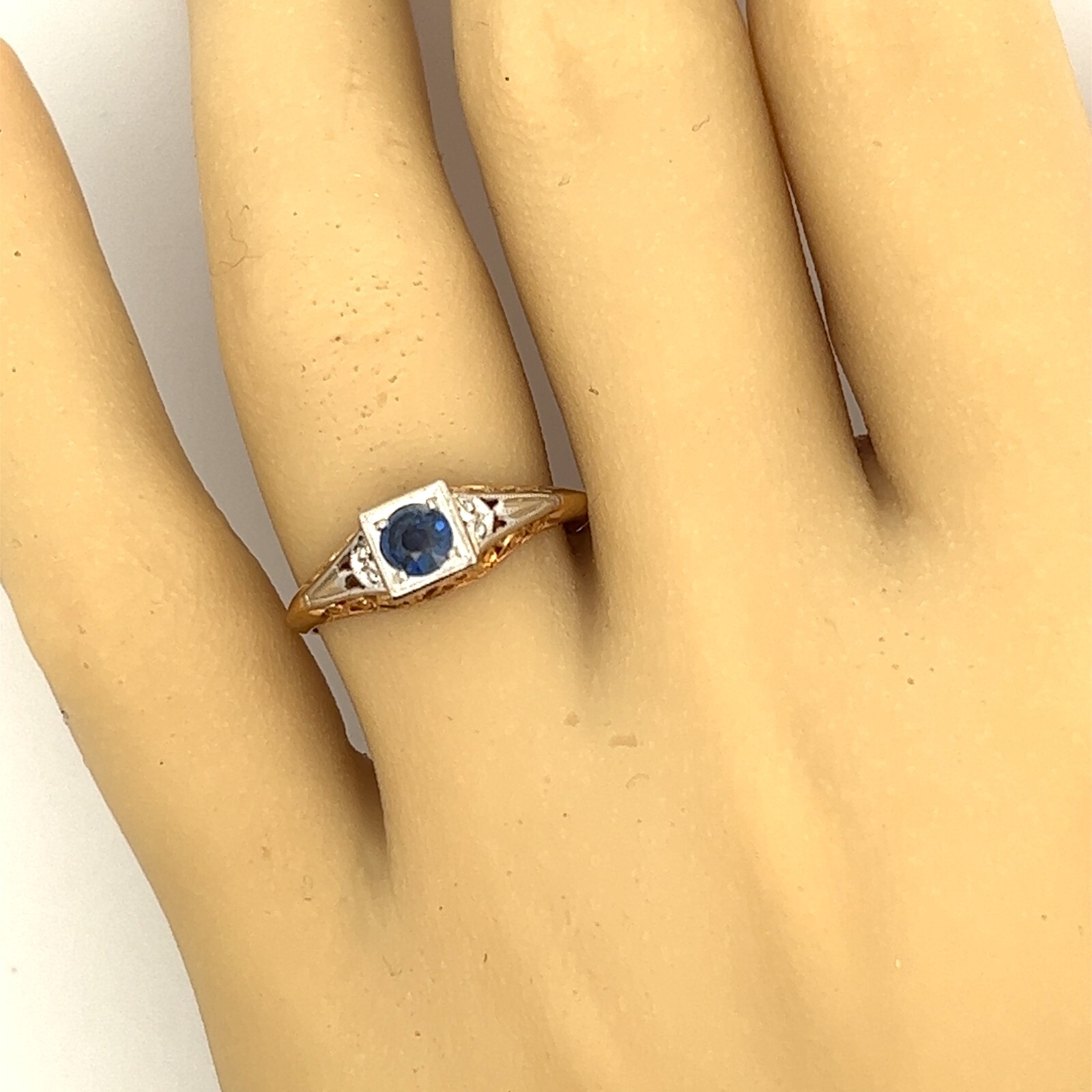 Ceylon Sapphire 18ct Yellow Gold & Platinum Ring with… - Gem