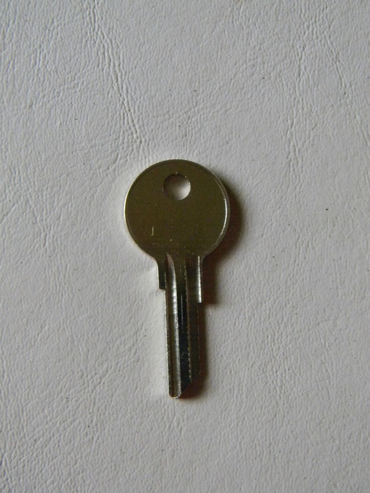 Club Golf Cart Key Blank # CC2 by Ilco | eBay