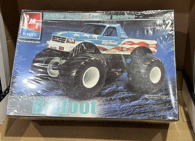 Vintage 2006 AMT ERTL Bigfoot Monster Truck Model Kit 1 25 for sale ...