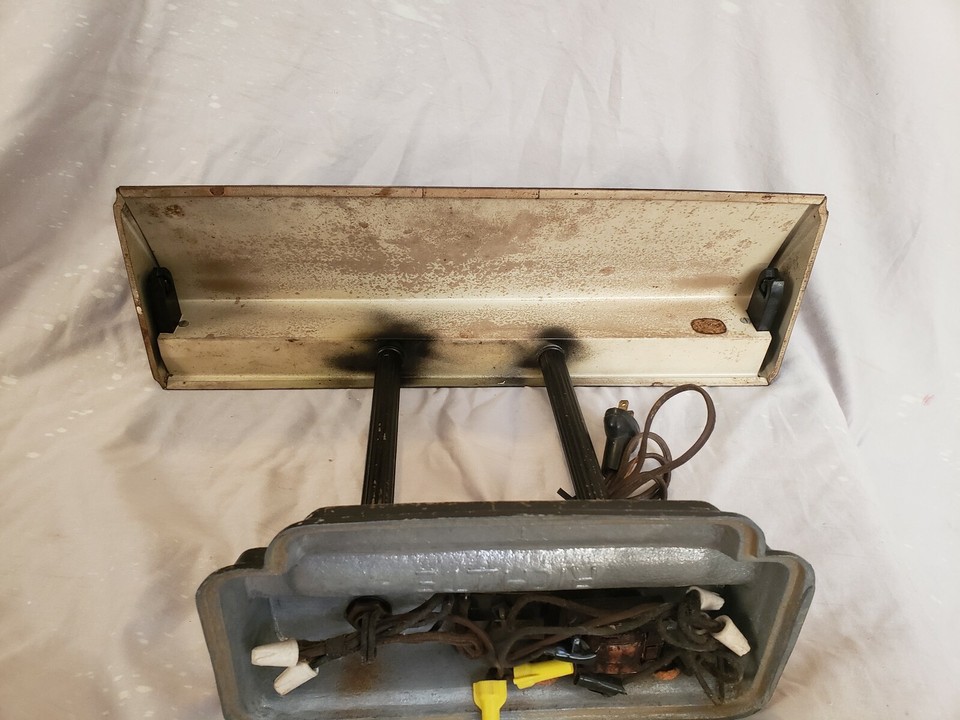 Vintage Desk Table Lamp Light Hood Shade Richlite Needs Work | eBay