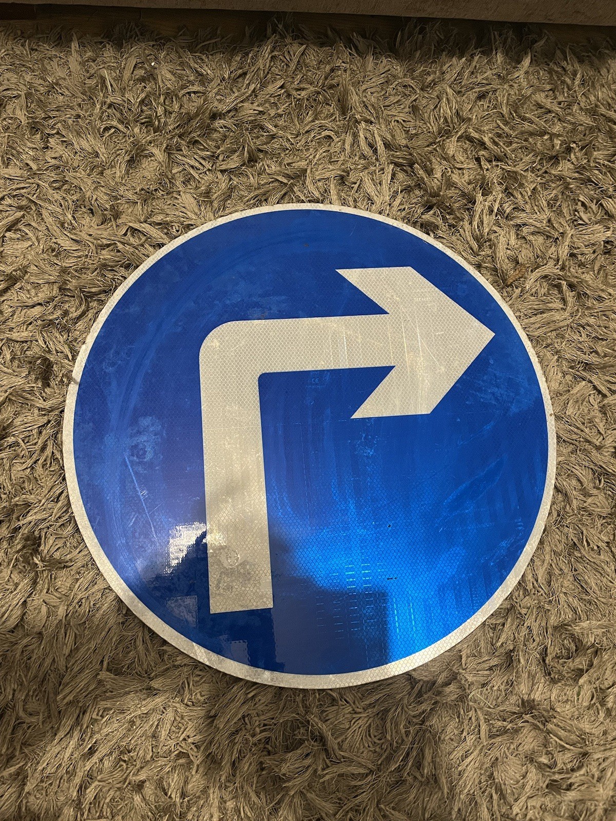 One Way To The Right Uk Road Sign 60cmx60cm Mancave Tv Film Sets Bars ...