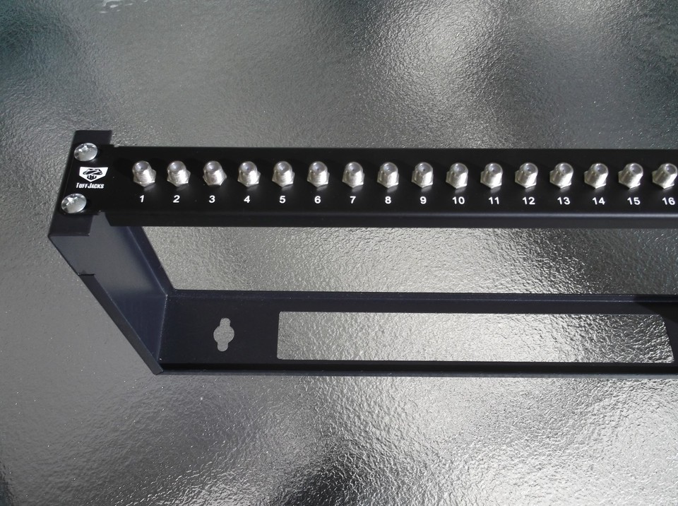 24 Port 1 GHz Coaxial Patch Panel F-Type 1U with 1RU Hinged Wall ...