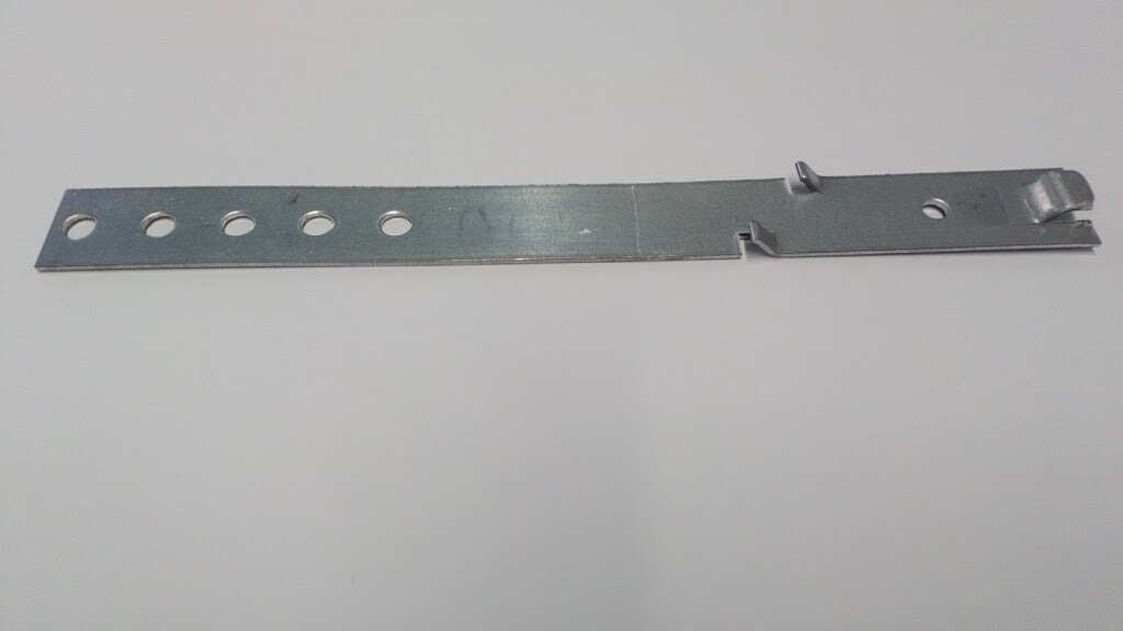 Upvc Door Frame Fixing Lugs - Infoupdate.org