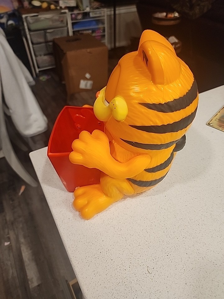 The Garfield Movie Cinemark Exclusive Popcorn Bucket (2024) | eBay
