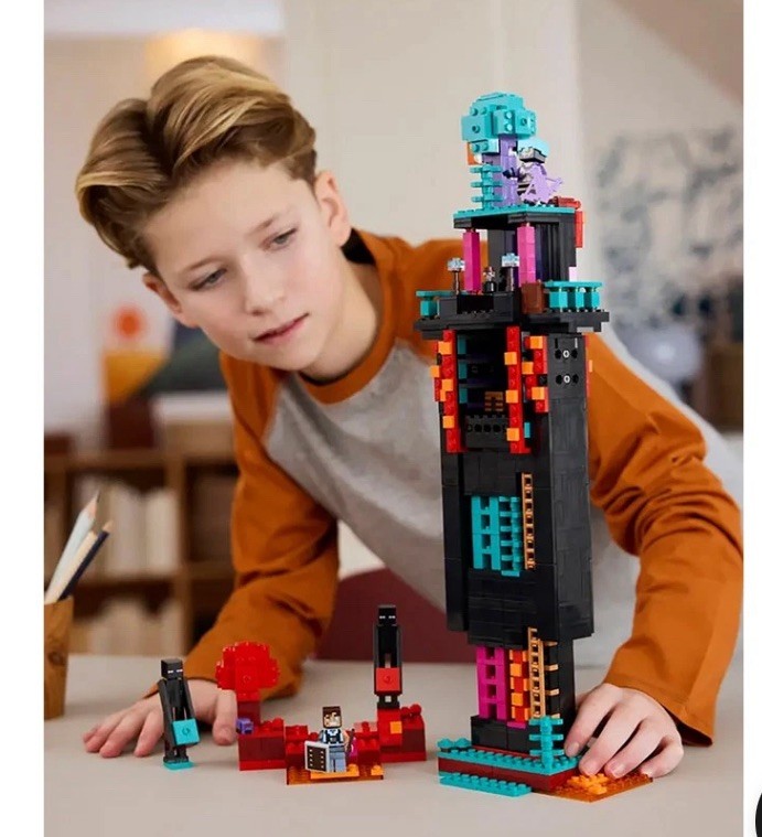 LEGO® Minecraft 21279 Enderman Tower 2in1 Building Set Ages 9+ PvP Game ...