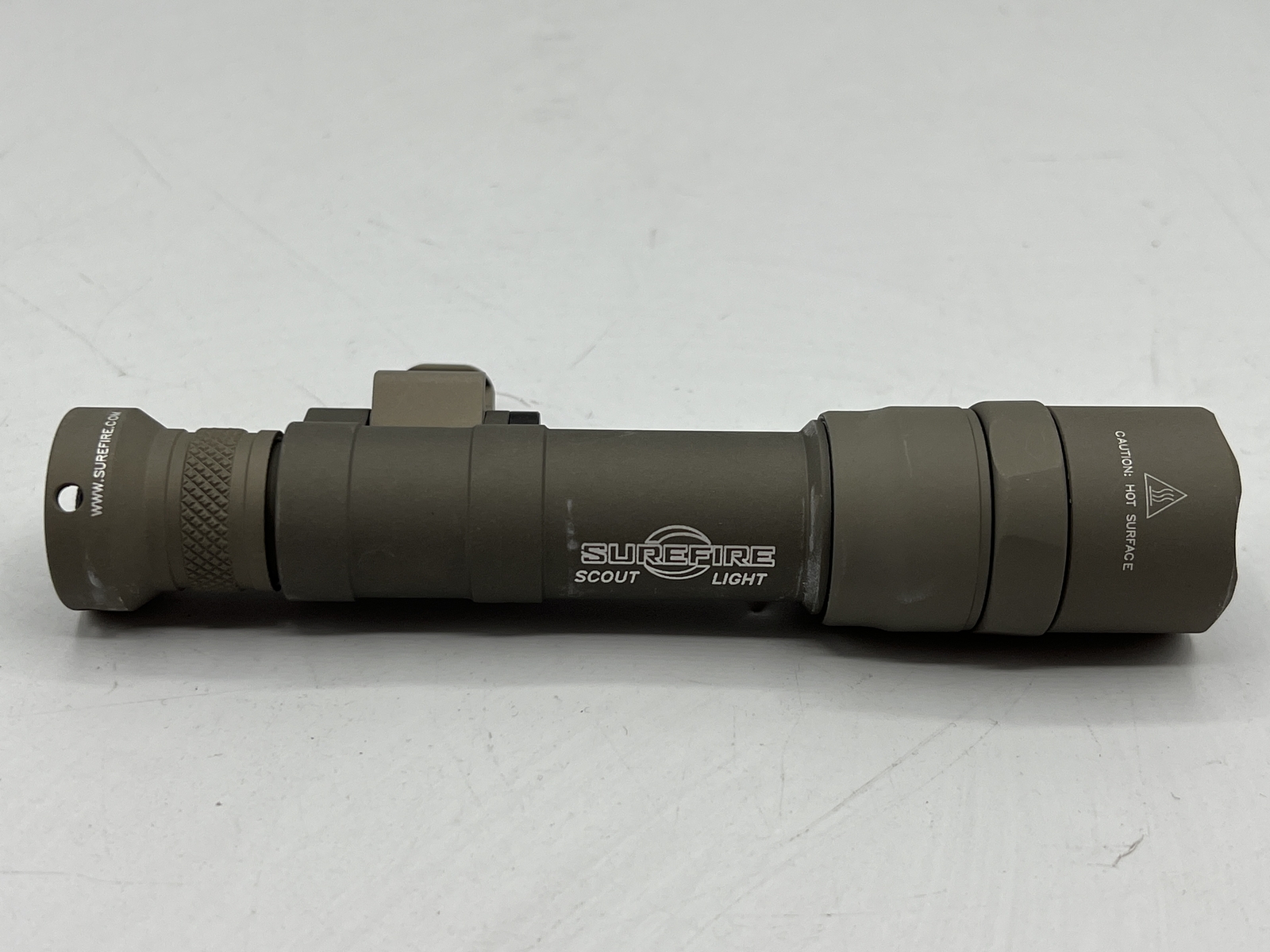 Surefire SCOUT Light PRO Tan WEAPONLIGHT 1500 Lumens DUAL FUEL M640DF ...