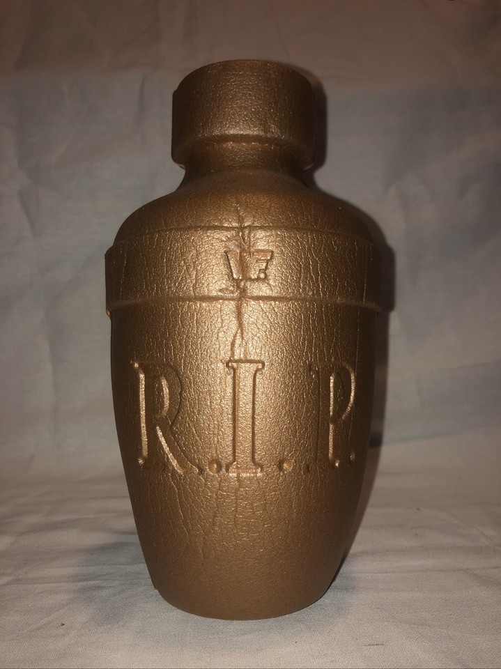 WWF The Undertaker Foam Urn 1991 Rare Wwe Wrestling Paul Bearer Wcw ...