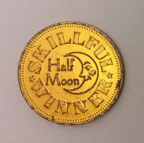 Half Moon Arcade Weirs Beach, NH Aluminium 1/2 Coupon Prize Token 25mm ...