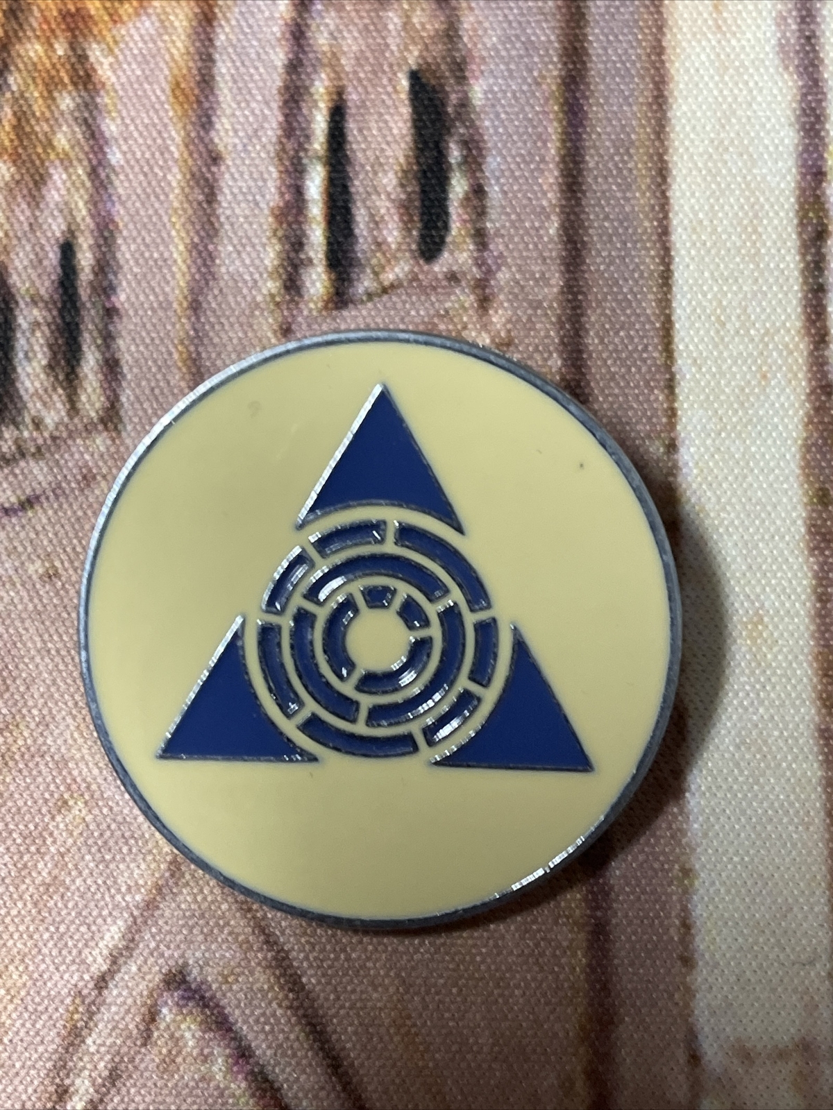 Magic The Gathering - Ravnica Allegiance Guild Kit - Azorius Guild Pin ...