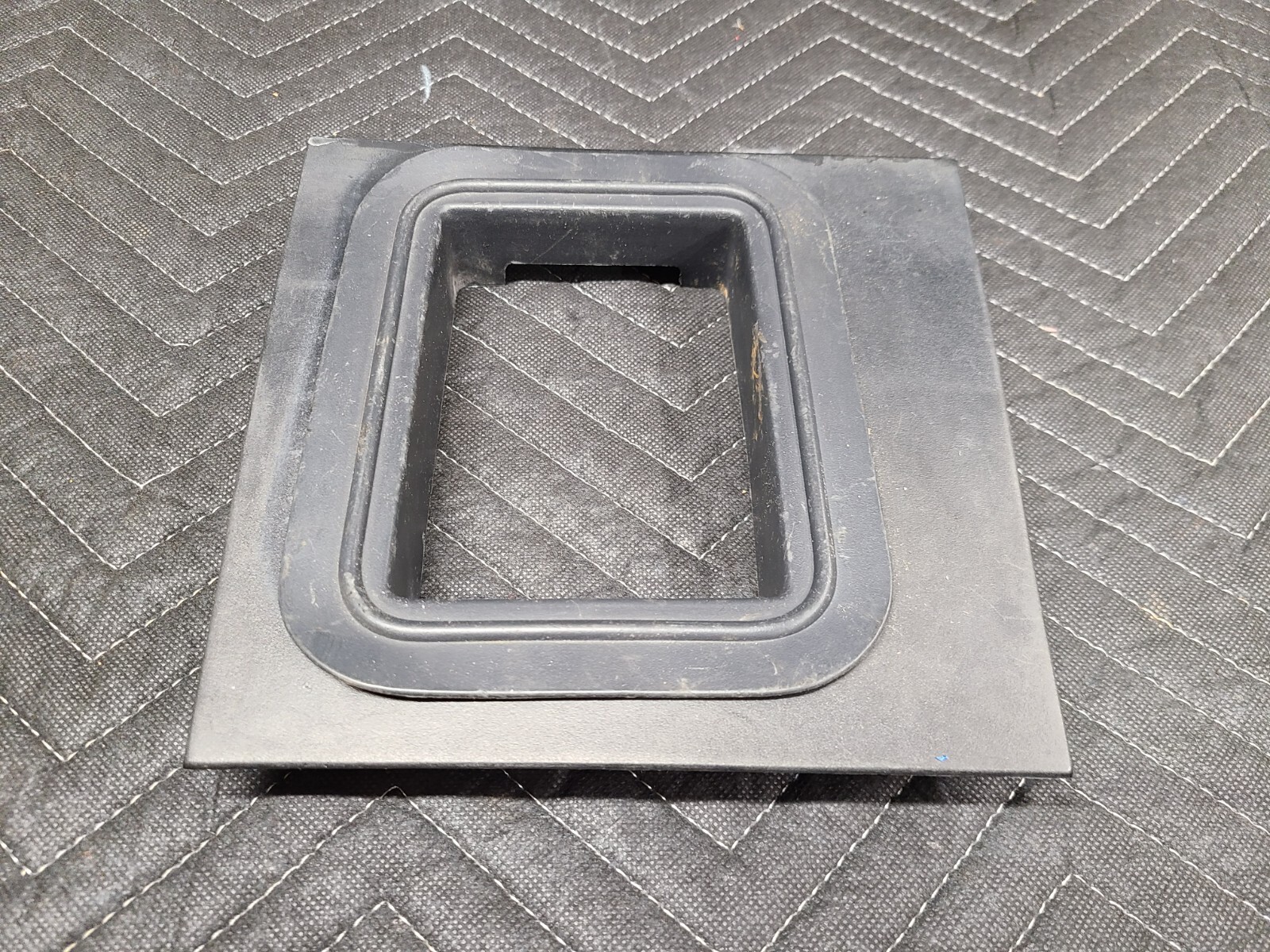 87-93 Ford Fox Body Mustang Auto Transmission Shifter Bezel Trim 5.0L ...