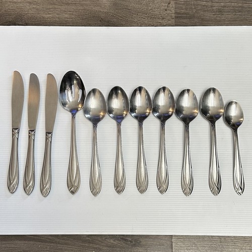 Hampton Silversmiths Frosted Lace Stainless Steel Flatware Spoons Knife ...