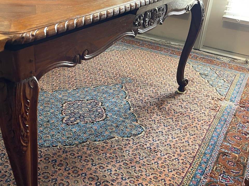 French Louis XV Expandable Table Embedded With Extension Leaf - 3 ...