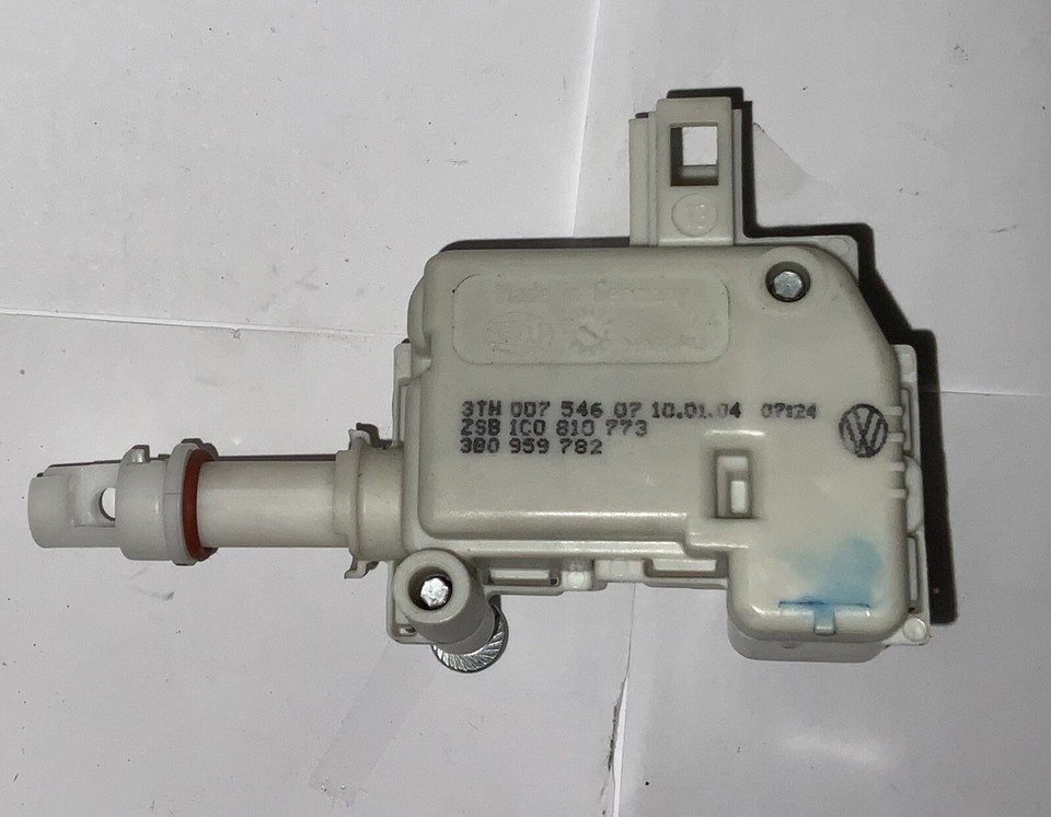 NEW Volkswagen Genuine Fuel Door Actuator 1C0810773 (*L1-36*) | eBay
