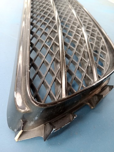 Badge Only - JDM Toyota Altezza Gita Grill - Matt Black - Grille IS200 ...