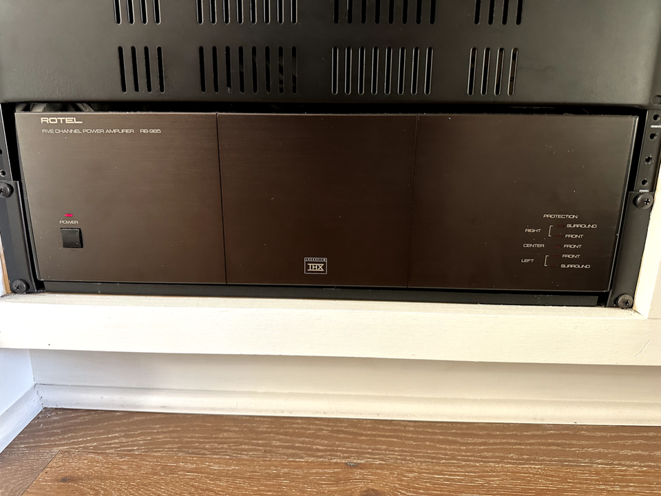ROTEL PREAMP PROCESSOR RSP 1068 and RB 985 FIVE CHANNELS THX AMPLIFIER ...