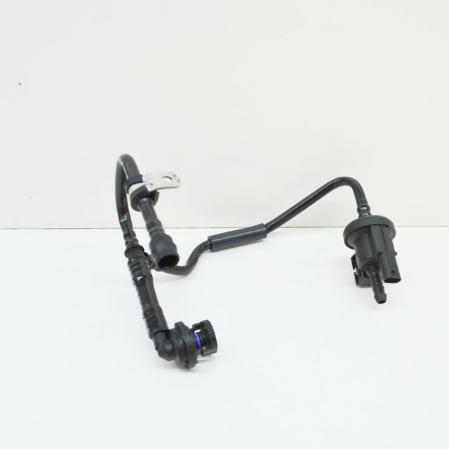 Audi A3 8p Vacuum System Connecting Parts 06J133781BT Genuine for sale ...