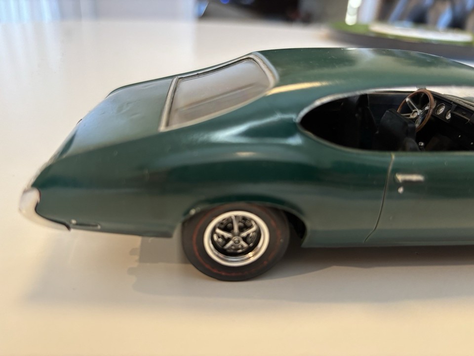 1970 Oldsmobile Cutlass 442 Vintage Model Car Revell AMT Vintage Kit ...