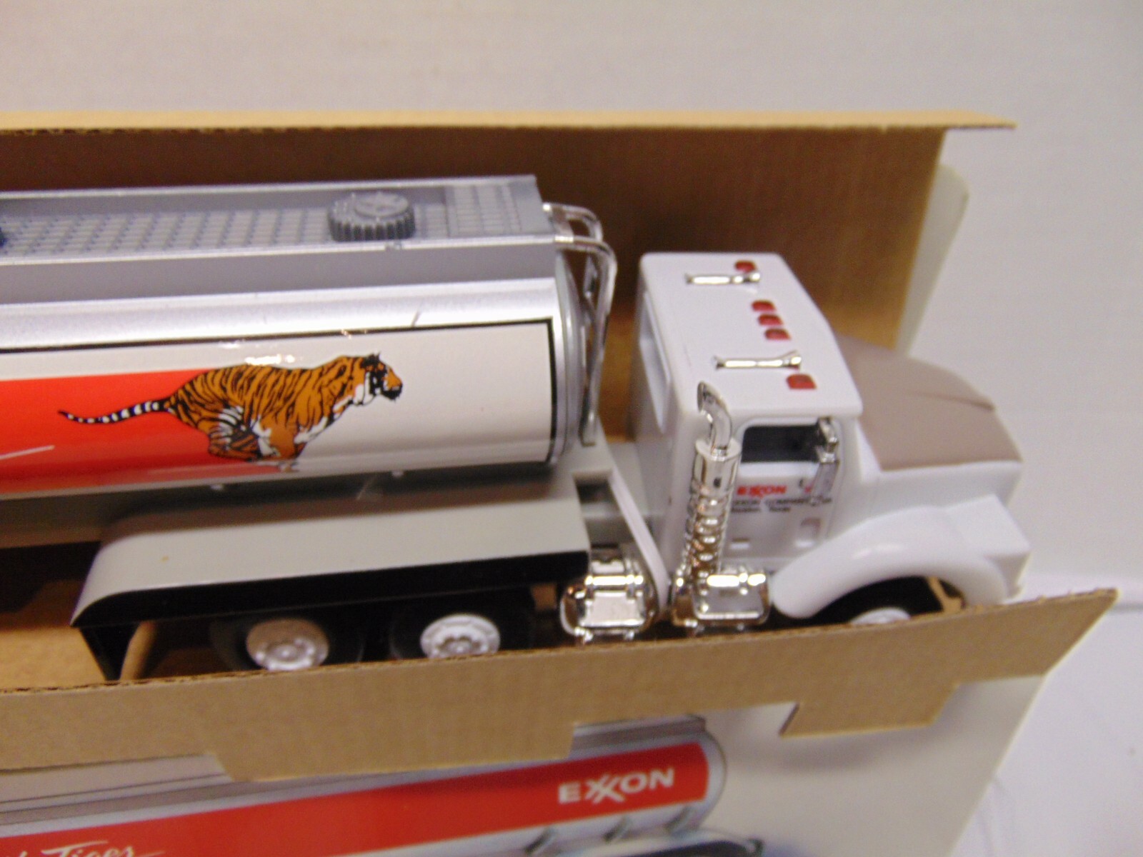 1992 EXXON toy tanker truck die cast Horn Backup Alert head light ...