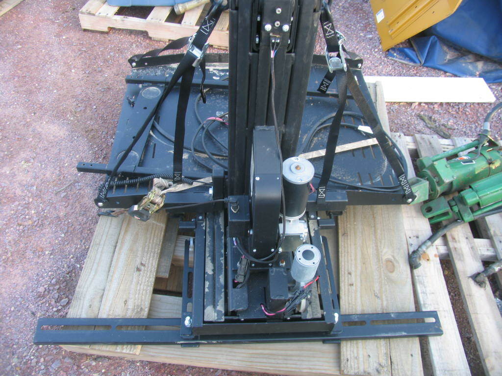 Harmar AL600 Hybrid wheelchair/scooter electric lift | eBay