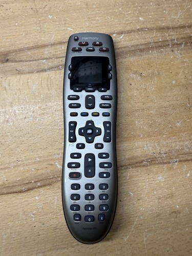 (M) Logitech Remote Control Harmony 650 Silver LCD Screen Universal ...
