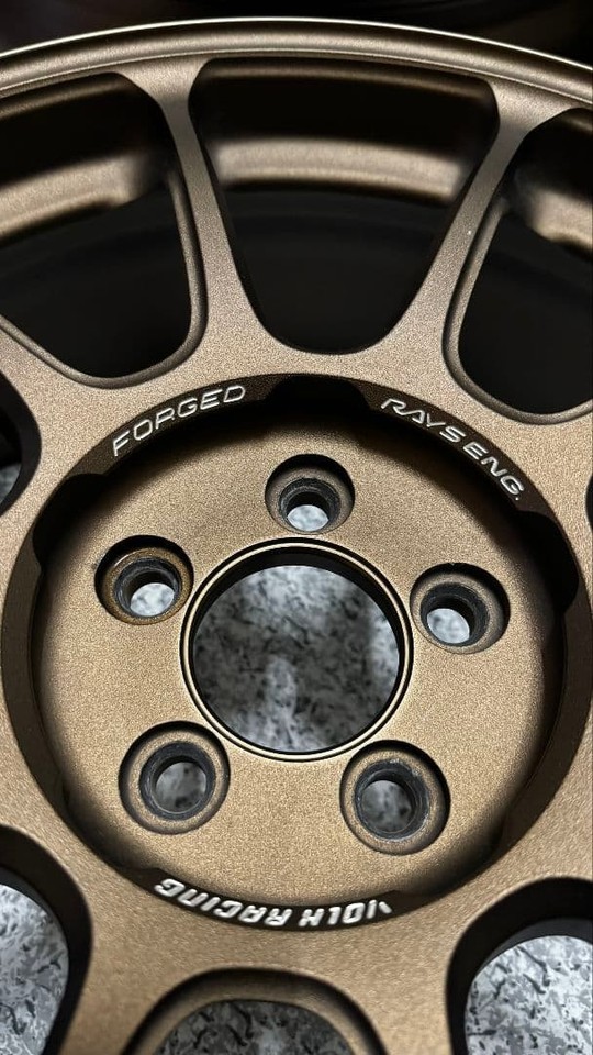 Ze40 18In Pcd100 7.5J 48/8.5J 45 Bronze | eBay