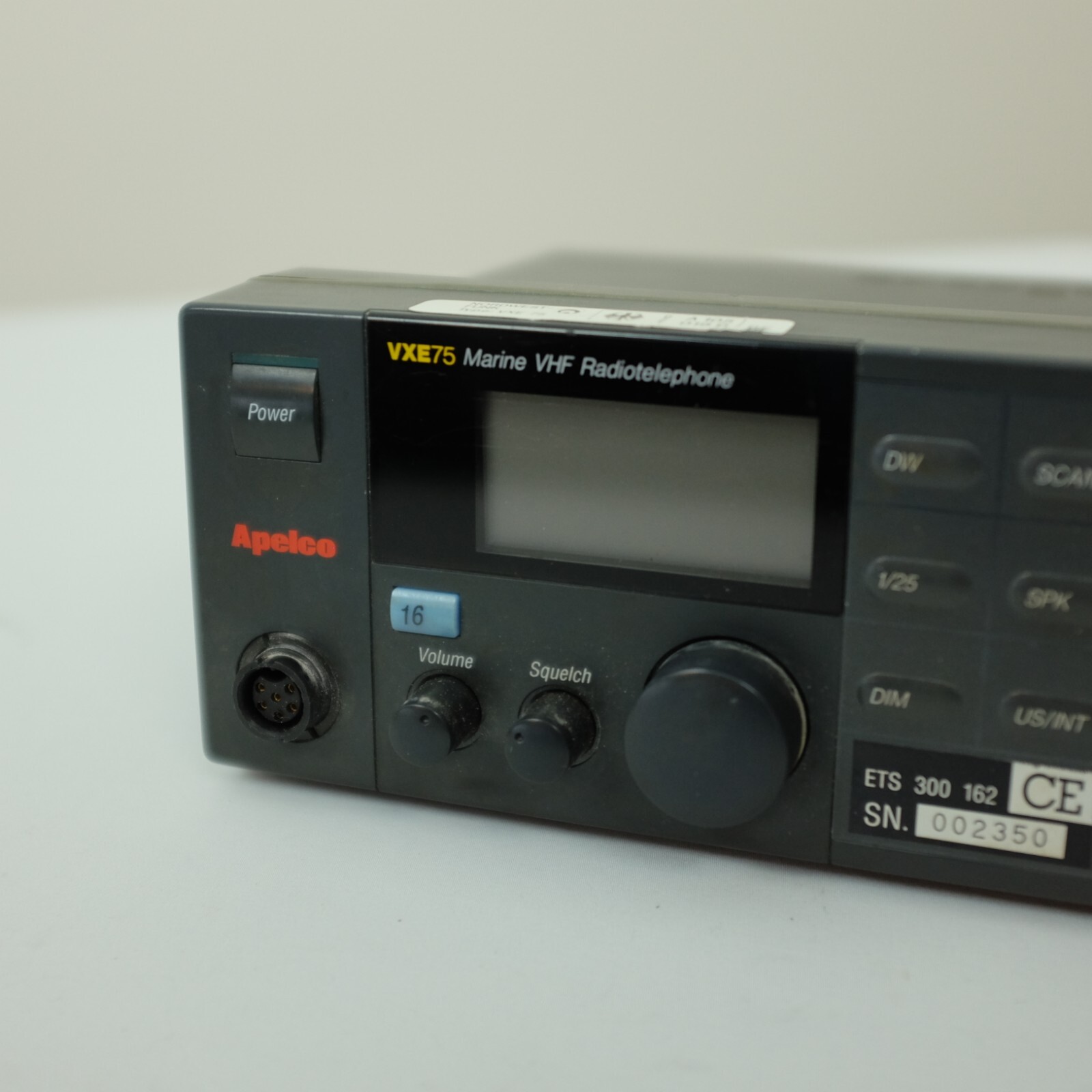 APELCO VXE75 Marine VHF Radiotelephone VXE 75 Channel 16 w/ Handset ...