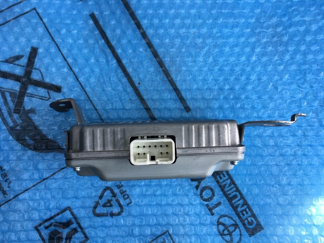 TOYOTA LAND CRUISER 200 INVERTER ASSY VOLTAGE OEM 86210-60151 | eBay