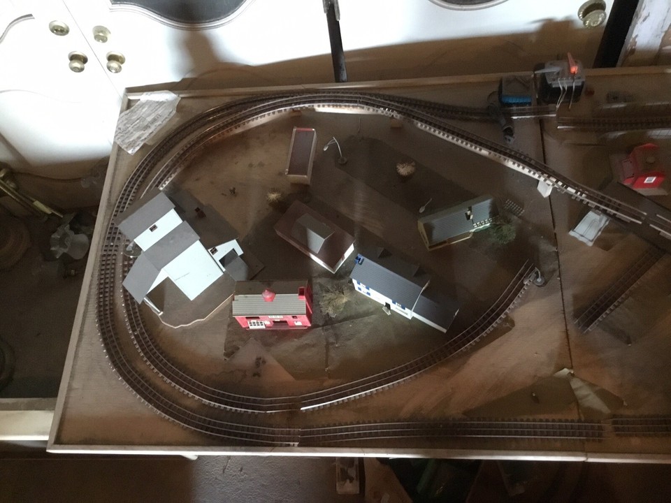 Vintage 0 Gauge Train Layout Diorama With Buildings and Track 4 foot by ...