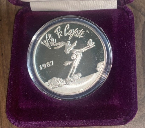 WILE E. COYOTE ROAD RUNNER LOONEY TUNES 1987 VERY RARE 999 SILVER COIN ...