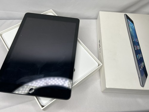 Apple iPad Air 1st Gen. 16GB - Wi-Fi, 9.7 in - Space Gray (MD785LL/A ...