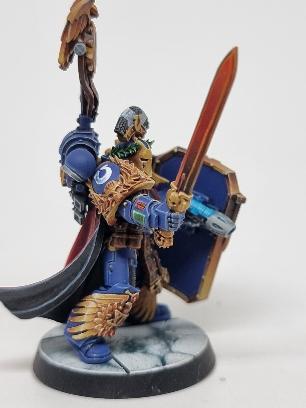 Forgeworld Warhammer Horus Heresy Ultramarine Praetor. PRO PAINTED | eBay