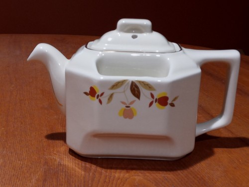Hall Jewel Tea Autumn Leaf NALCC T-Ball Square Teapot | eBay