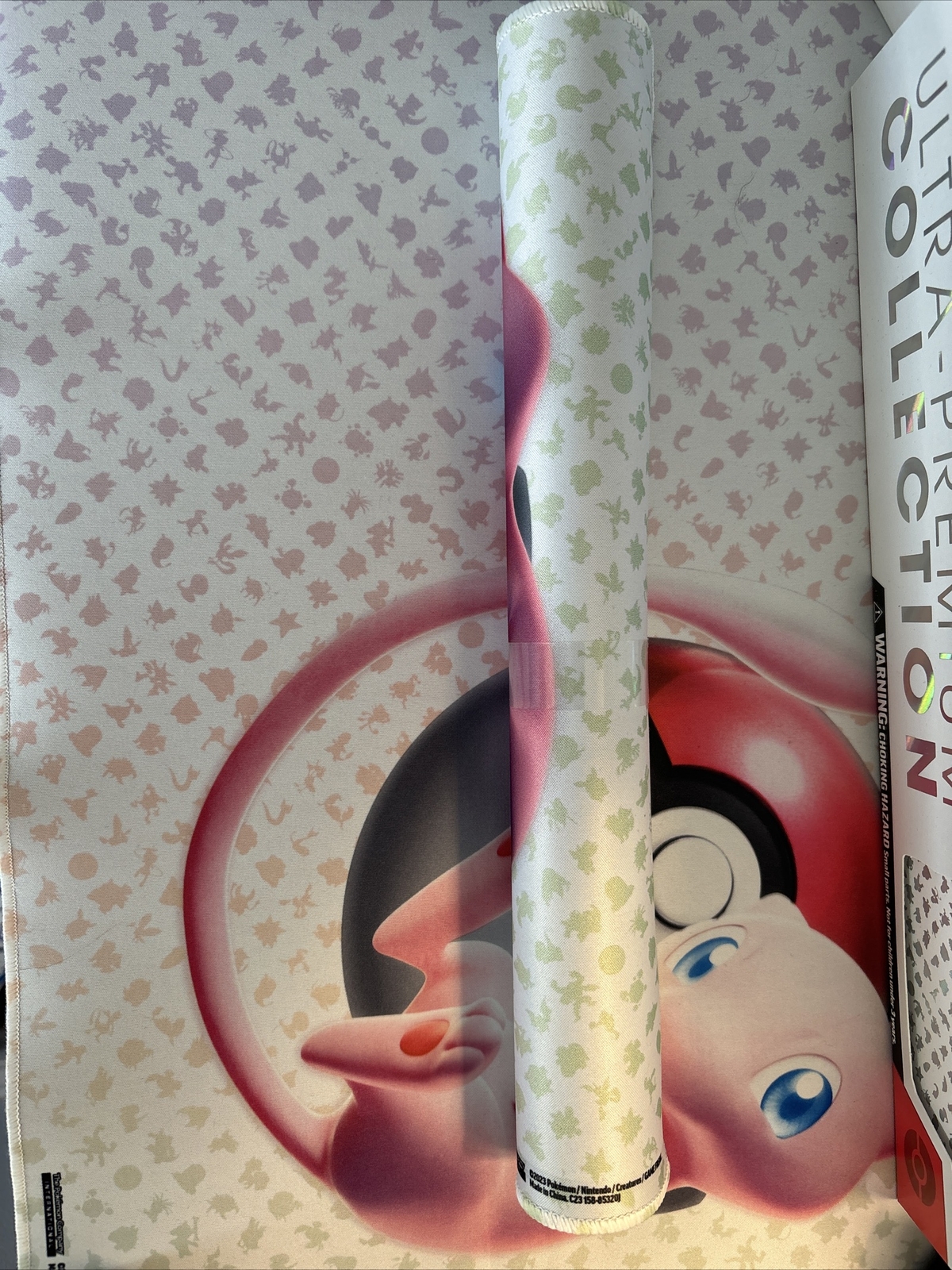 Pokémon TCG Scarlet & Violet 151 UPC Mew Playmat Play Mat New Seal ...