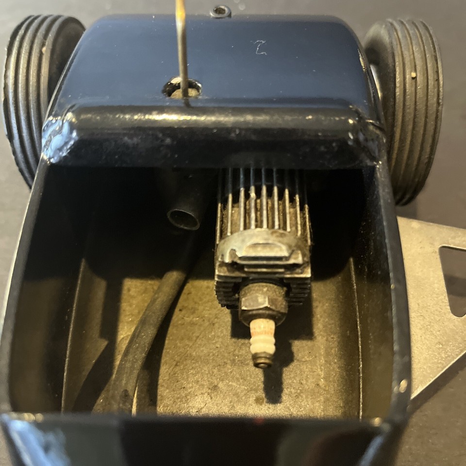 Cameron Precision Engineering Rodzy Gas Powered Race Tether Car Big nut ...