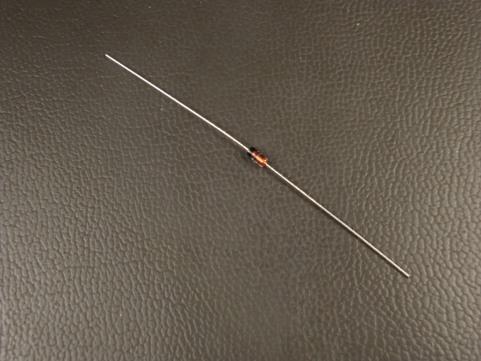 Lot of 15 1N752A Fairchild Zener Diode 500mW 5.6V Axial DO-35 Glass ...