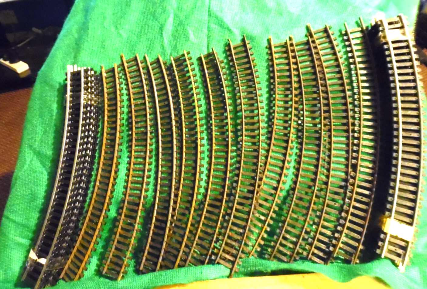 CURVE TRACK 240 MM HORNBY OO TRACK 22 OFF | eBay UK