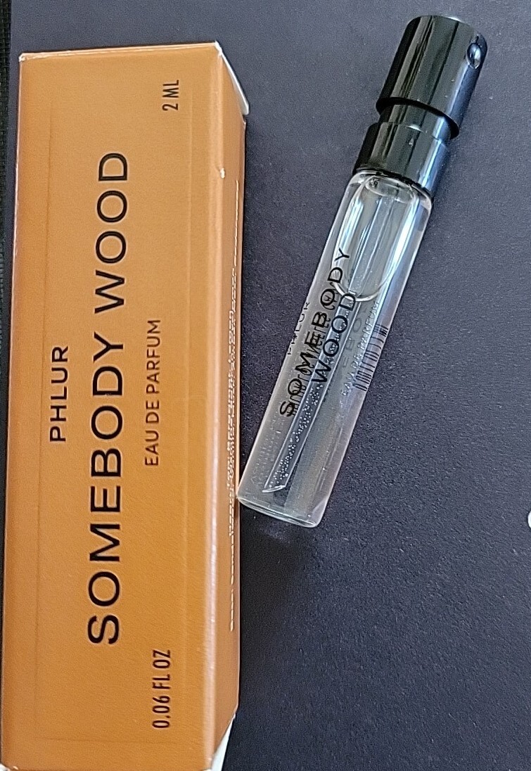 Phlur Somebody Wood Eau de Parfum 0.06 Oz 2 mL Unisex Perfume Spray ...