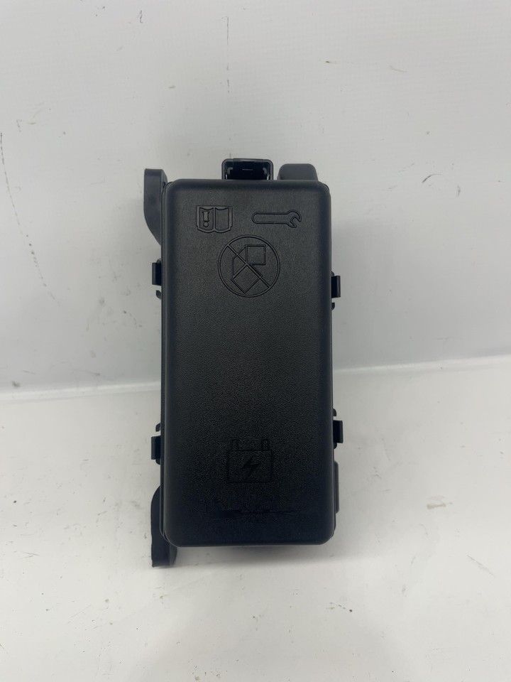 2013-2015 Chevy Spark 1.2L Engine Power Relay Junction Fuse Box ...