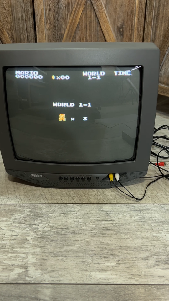 Sanyo Retro Gaming CRT TV Color Vintage Television 13" Screen AV Inputs ...