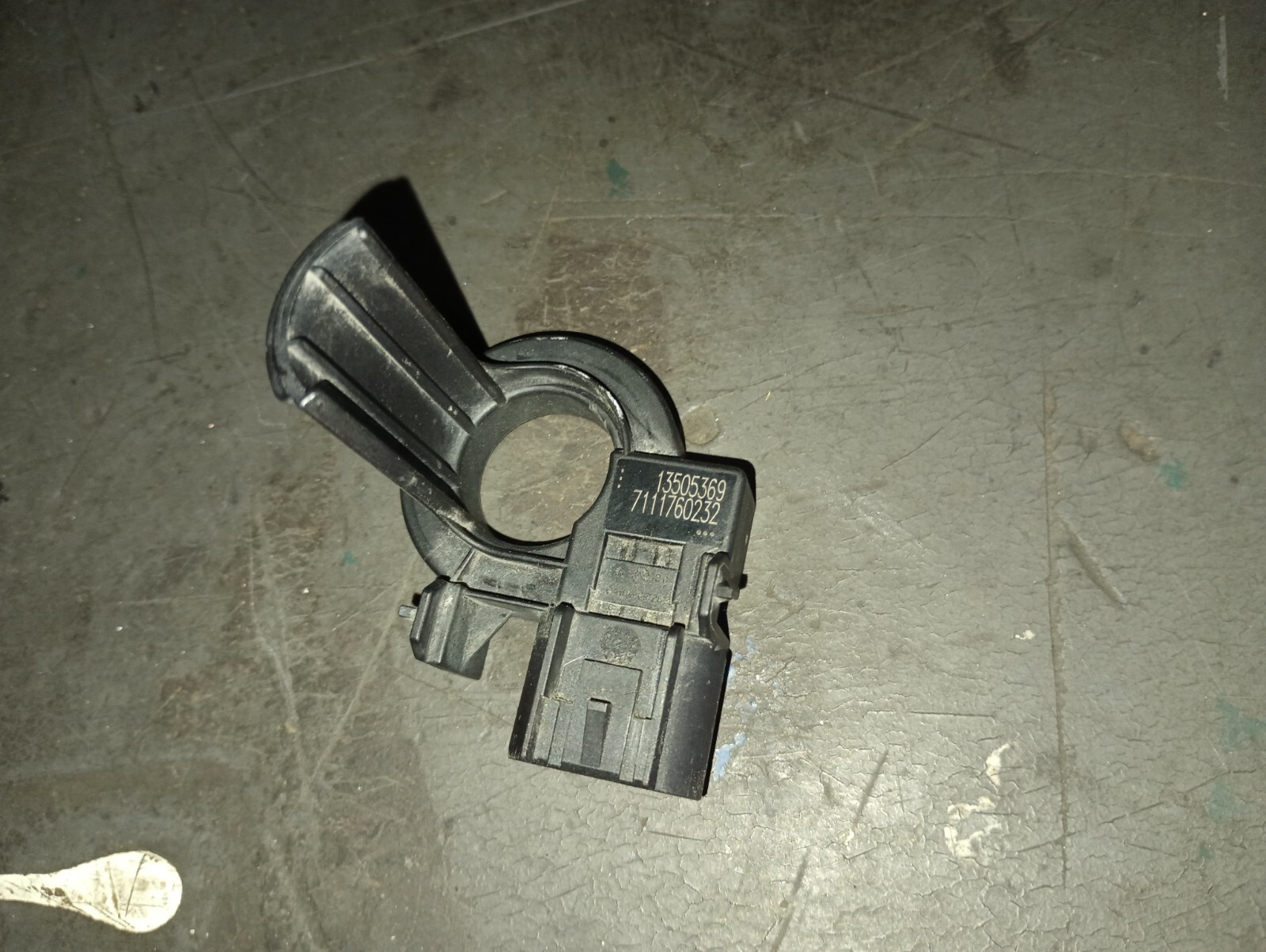 2007-2021 Silverado CADILLAC CHEVY ESCALADE OEM BATTERY CURRENT SENSOR ...